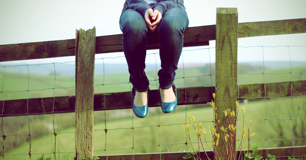 Off the Fence: Three Tips to Help Women Start Investing | CFA Institute ...